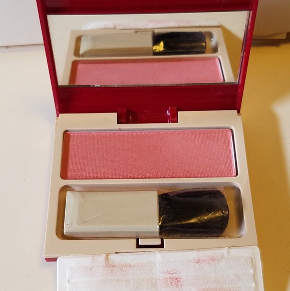 Avon | Makeup | Avon Natural Radiance Powder Blush | Poshmark
